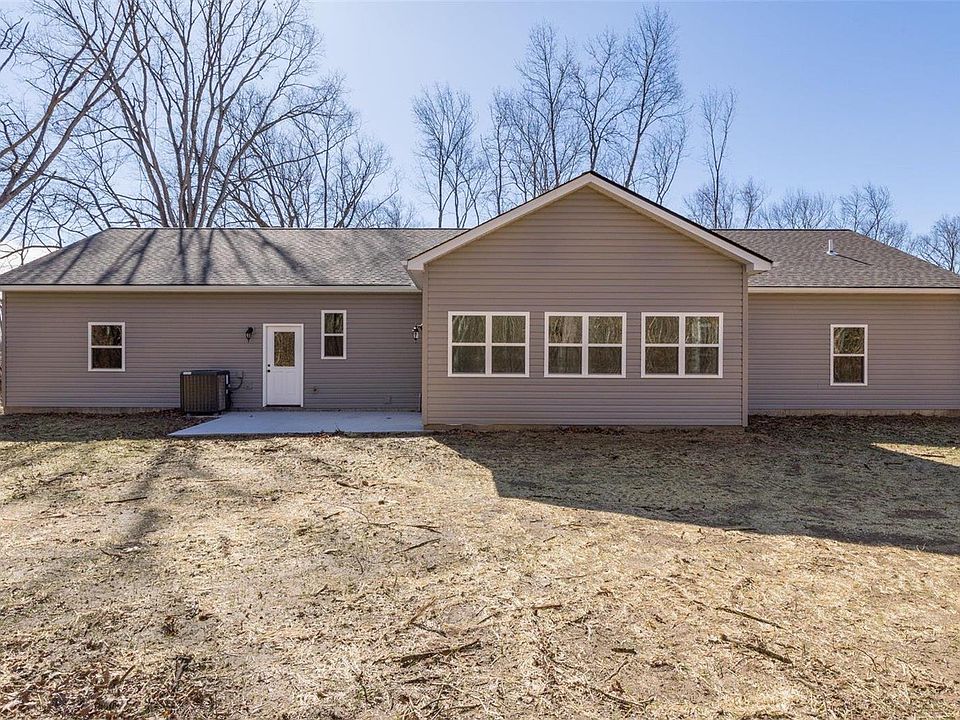 106 Ogborn Dr, Farmington, MO 63640 | Zillow