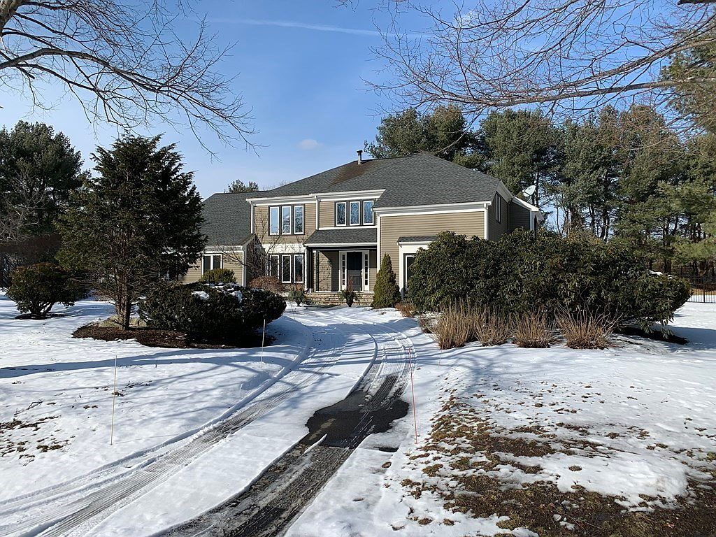10 Wadsworth Rd, Sudbury, MA 01776 | Zillow