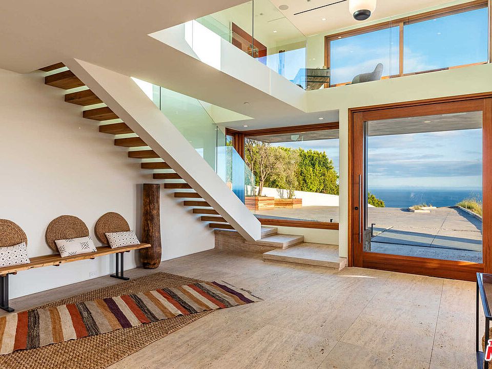 6097 Murphy Way, Malibu, CA 90265 | MLS #22-149789 | Zillow