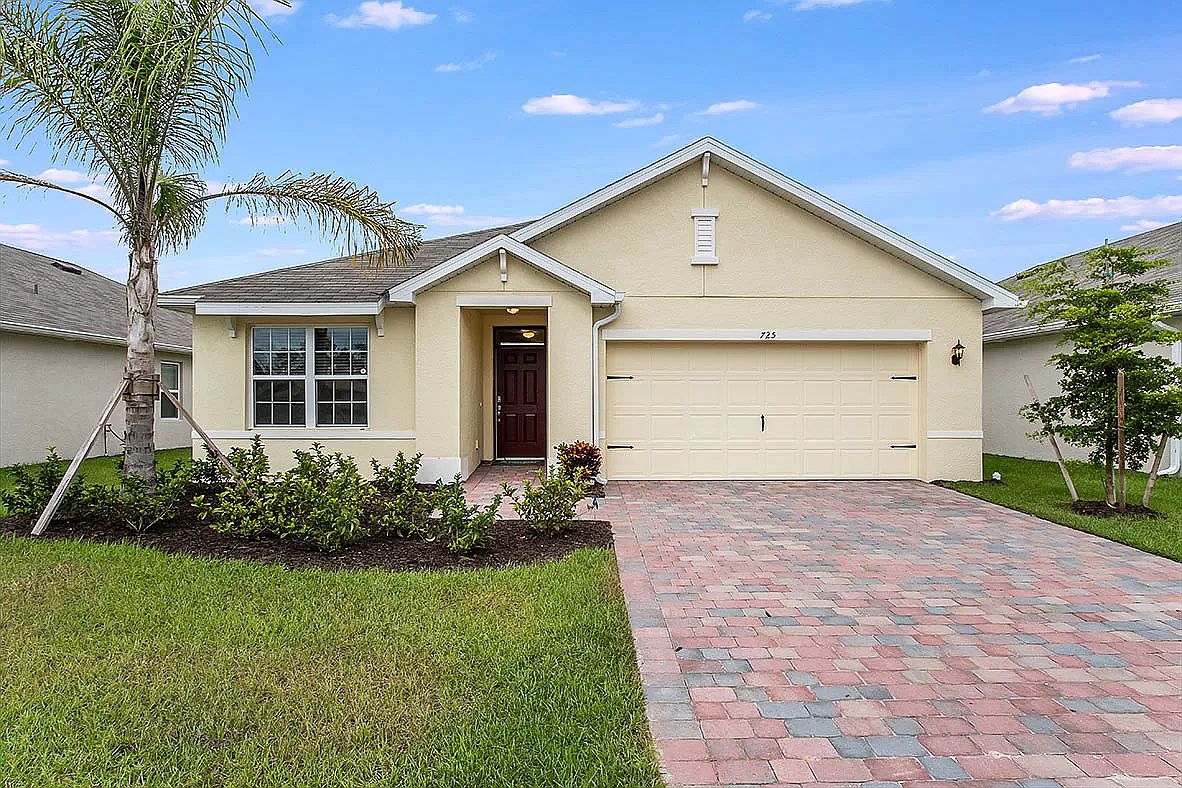 725 Hadley St W, Naples, FL 34104 | Zillow