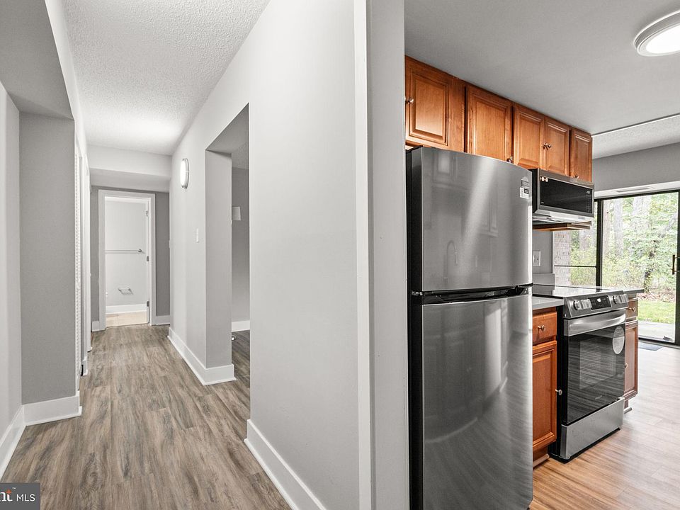 11611 Stoneview Sq APT 1B, Reston, VA 20191 | Zillow
