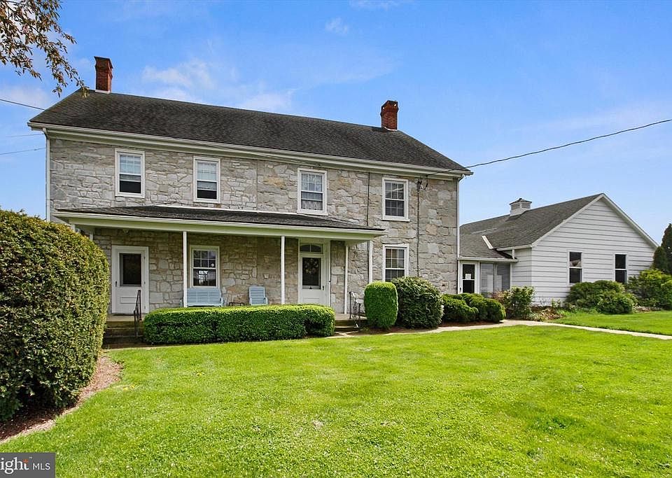 12774 Buchanan Trl W Mercersburg PA | Zillow