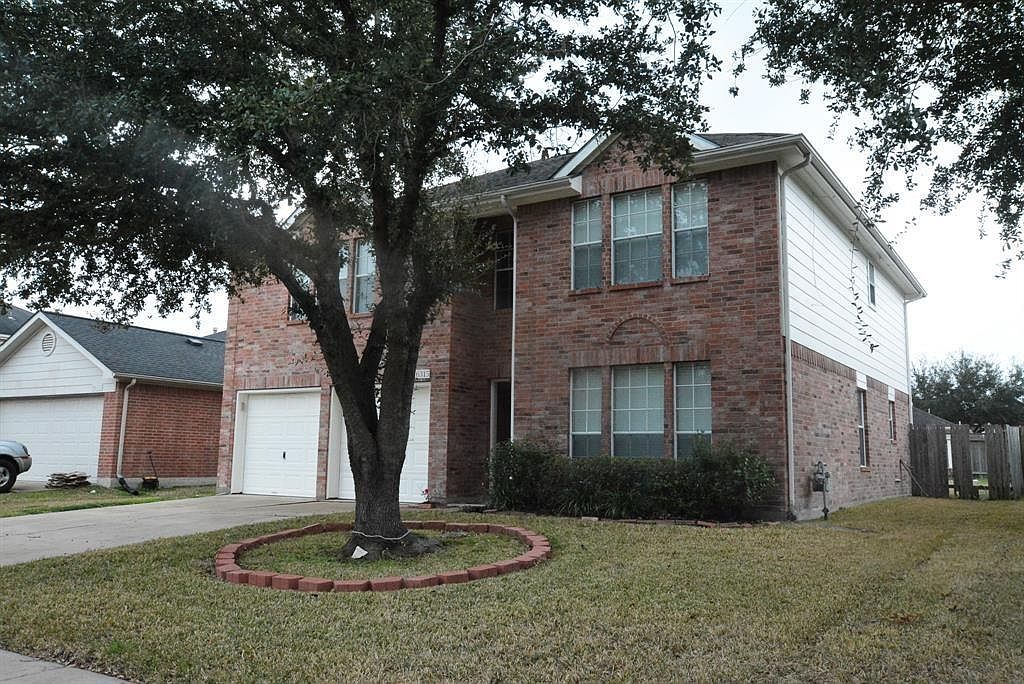 16315 Lynn Crest Ct, Houston, TX 77083 | Zillow