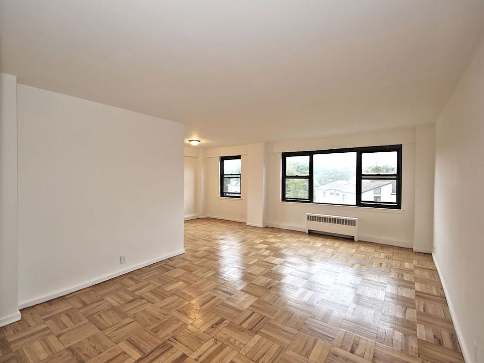 300 Pelham Rd New Rochelle NY | Zillow