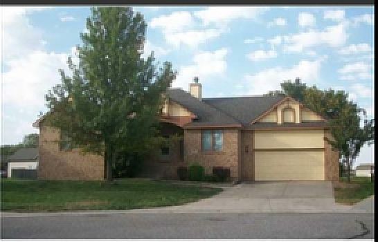 2733 N Beacon Hill Ct, Wichita, KS 67220 | Zillow