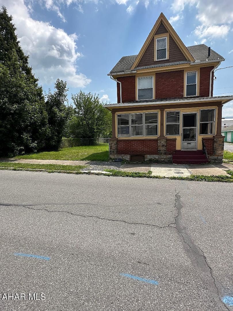 306 N 5th Ave, Altoona, PA 16601 | MLS #72720 | Zillow