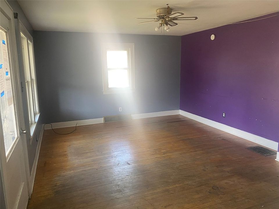 216 Corliss Ave, Johnson City, NY 13790 | Zillow