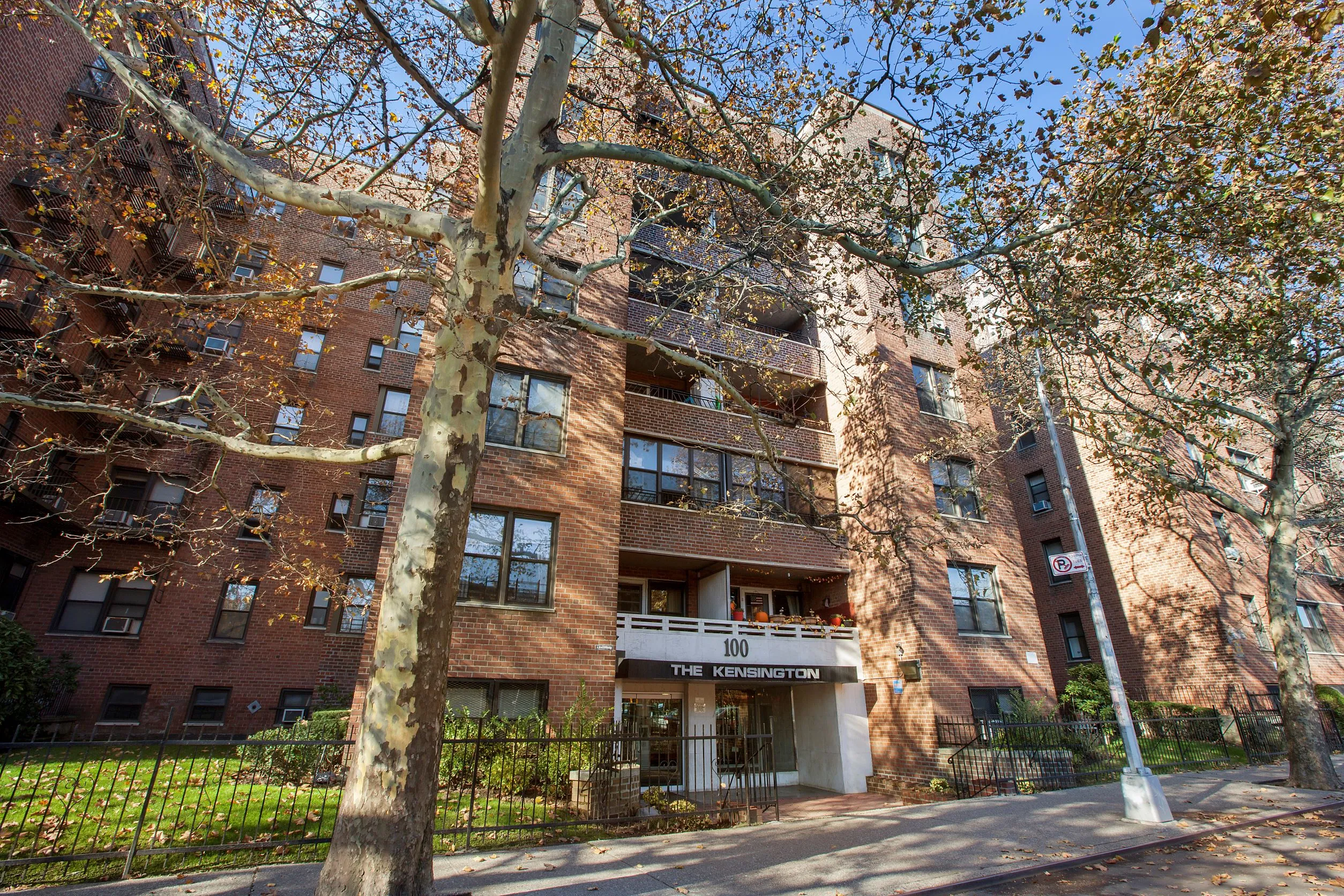 100 Ocean Parkway #1P in Windsor Terrace, Brooklyn | StreetEasy