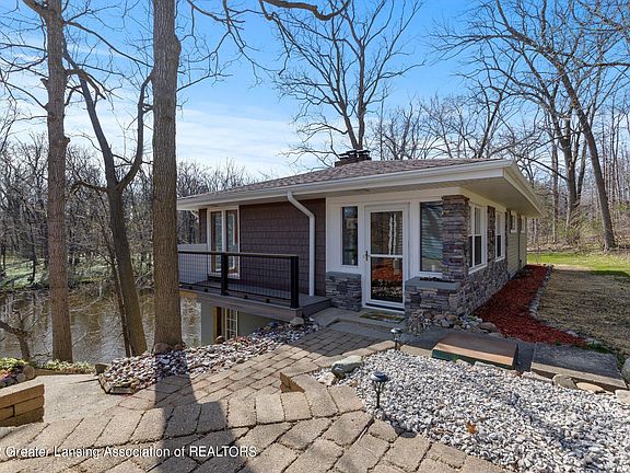 7421 Delta River Dr, Lansing, MI 48906 | Zillow