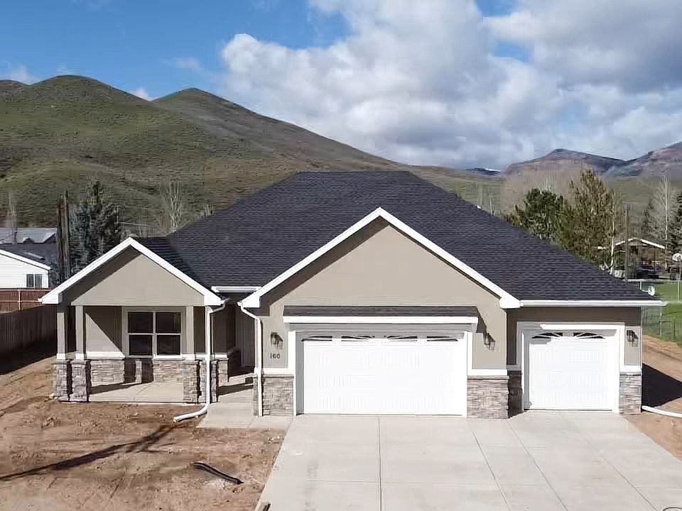 160 S 200 W, Henefer, UT 84033 | MLS #2007712 | Zillow