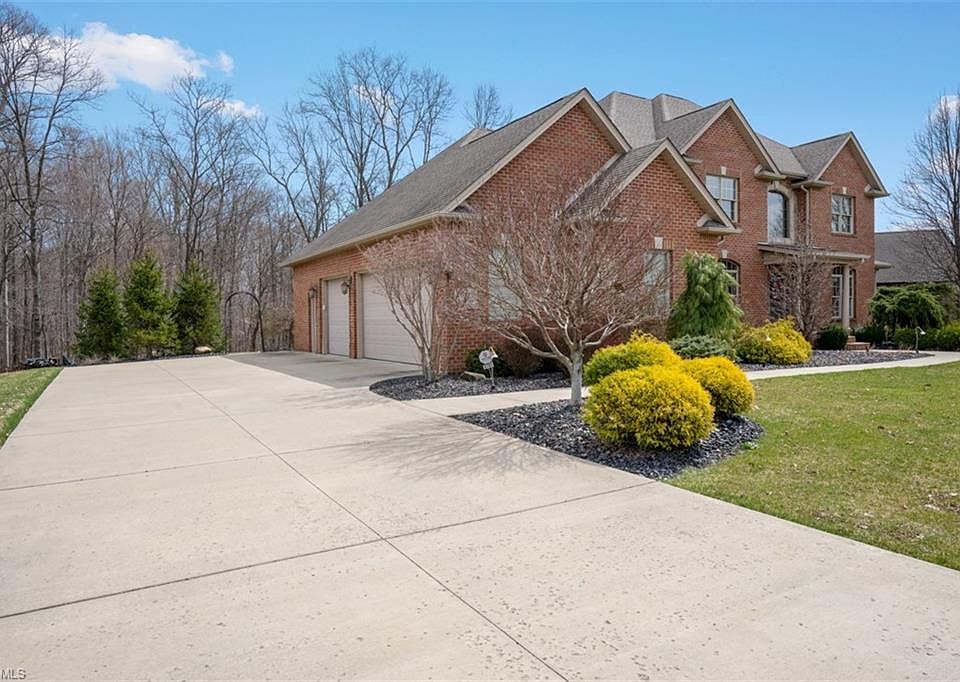 6781 Kyle Ridge Pointe, Canfield, OH 44406 | Zillow