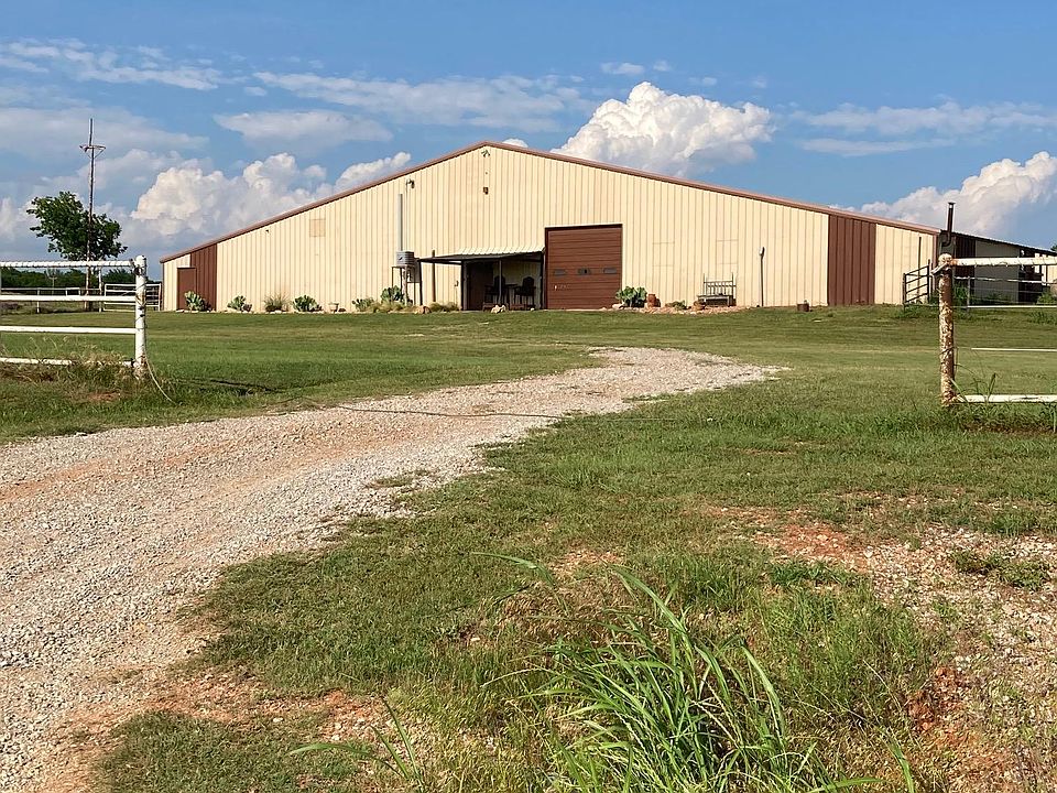 10820 Pennsylvania Ave, Lindsay, OK 73052 | Zillow