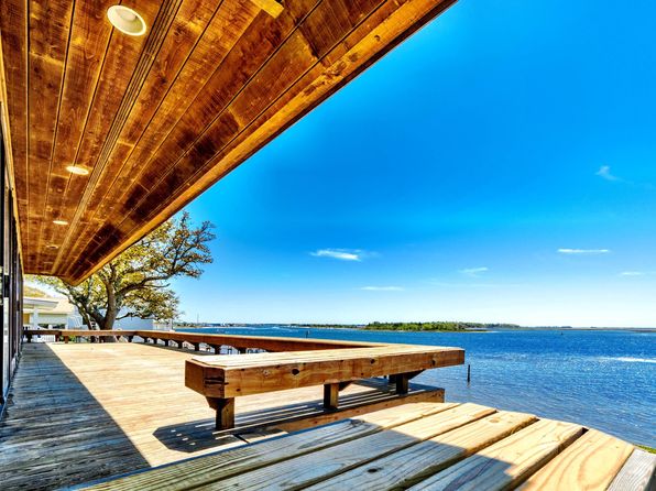 Waterfront - Swansboro NC Waterfront Homes For Sale - 12 Homes | Zillow