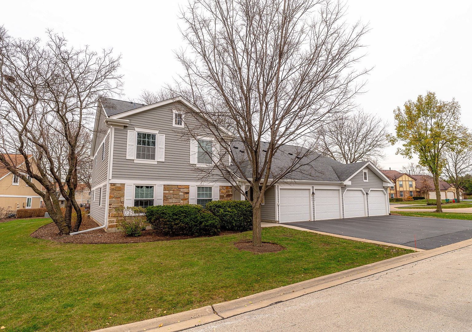 251 Appletree Ct #Z1, Buffalo Grove, IL 60089 | Zillow