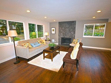 5511 S Wallace St, Seattle, WA 98178 | Zillow