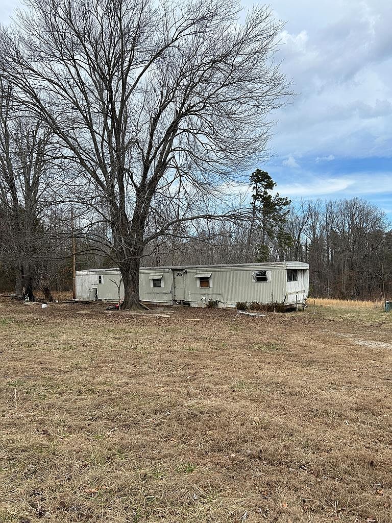 1586 Mountain Creek Rd #3, Meherrin, VA 23954 | Zillow