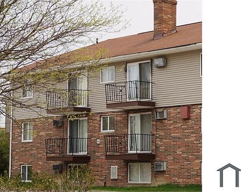 4337 Clarkwood Pkwy, Cleveland, OH 44128 | Zillow