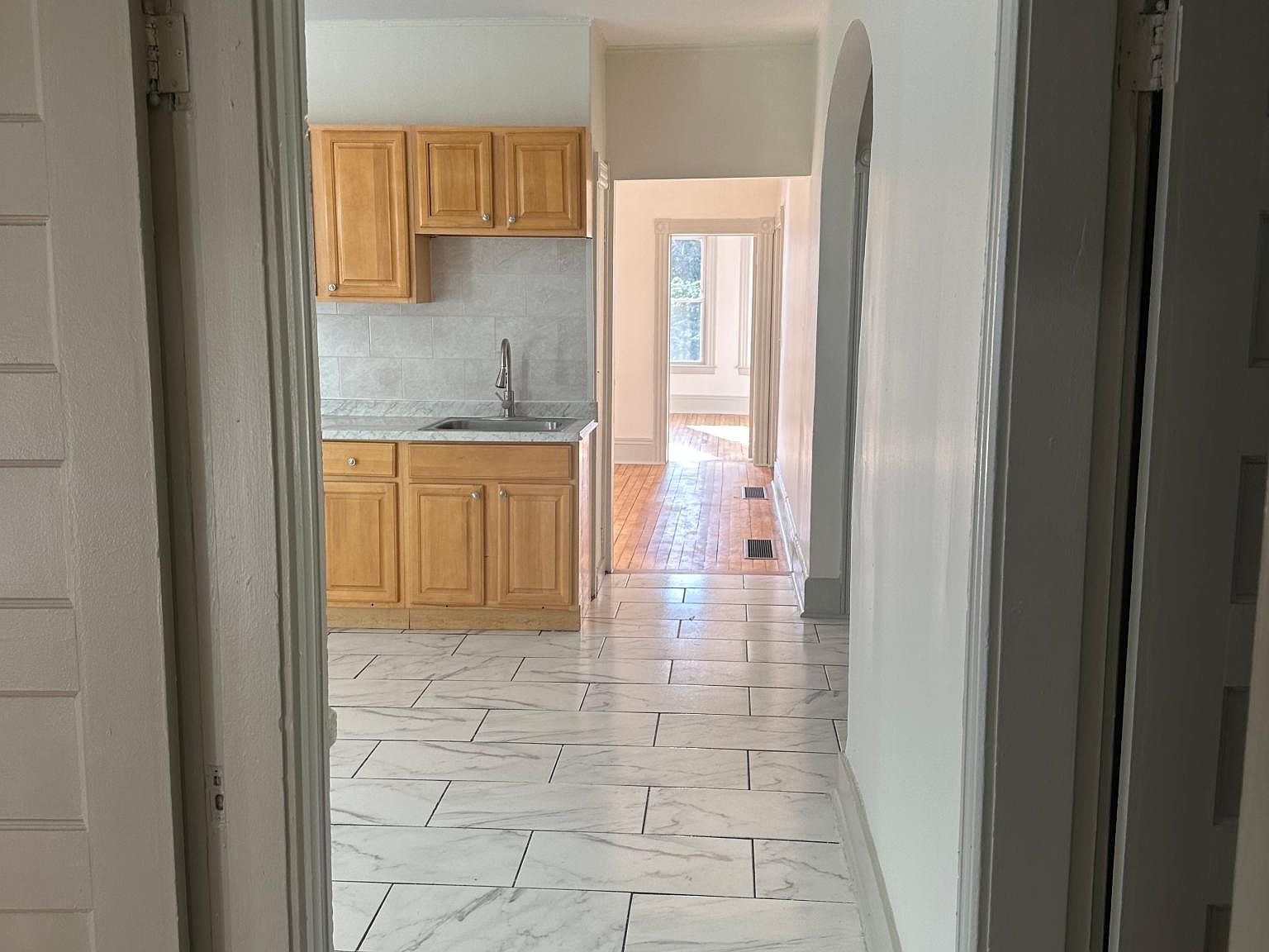 12 Suffield St #1, Worcester, MA 01610 | Zillow