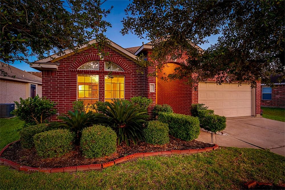 9914 Lynette Falls Dr, Houston, TX 77095 | Zillow