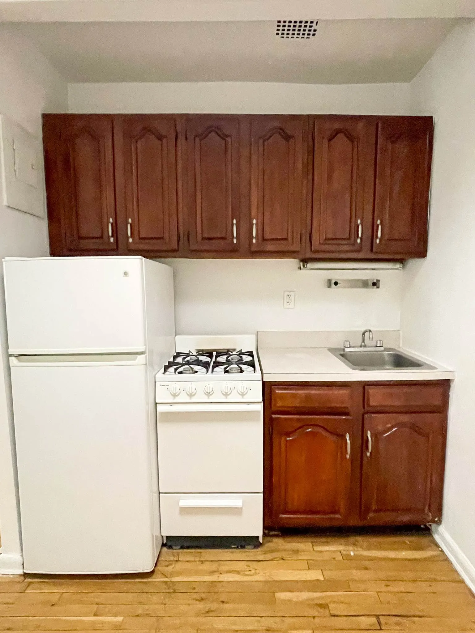 55 Perry Street #2H in West Village, Manhattan | StreetEasy