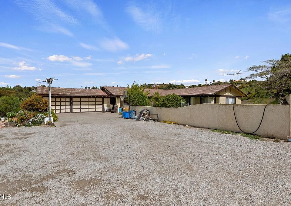 5319 Kingsgrove Dr, Camarillo, CA 93066 | MLS #V1-17794 | Zillow