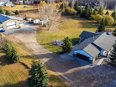 27 Range Road 12 Parkland County AB | Zillow