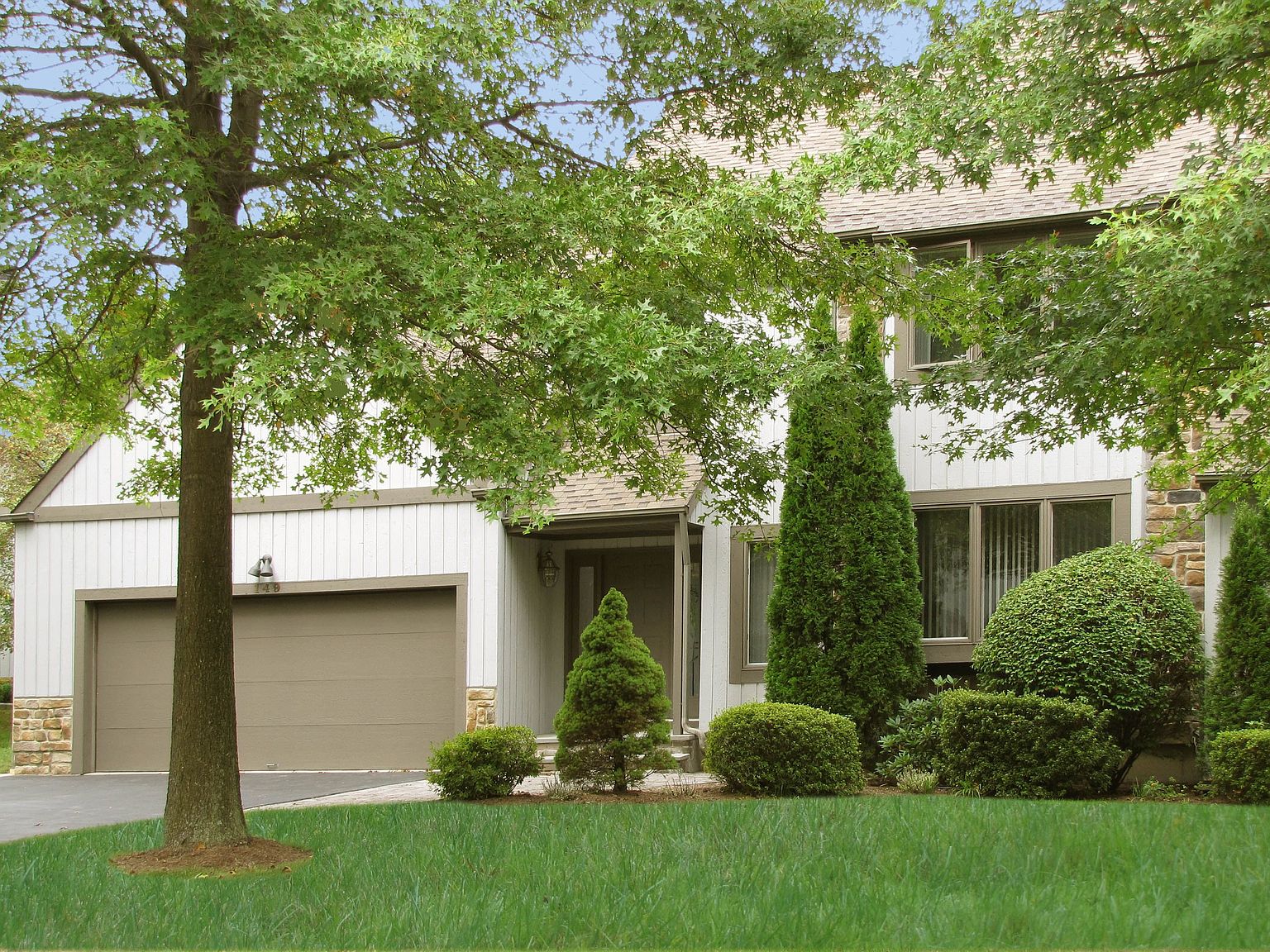 149-151 Woodbrook Rd, White Plains, NY 10605 | Zillow