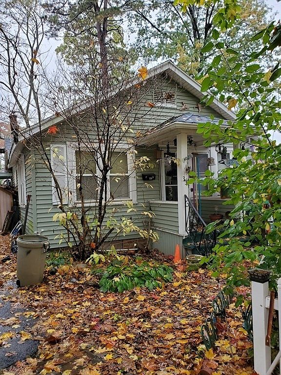 33 Plumtree Rd, Springfield, MA 01118 | Zillow