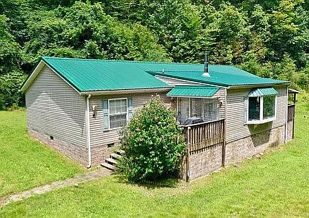 392 Barn Run Rd, Rosedale, WV 26636 | Zillow