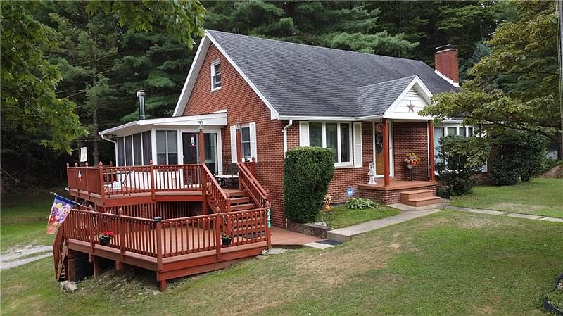 247 Oakdale Rd, Darlington, PA 16115 | Zillow