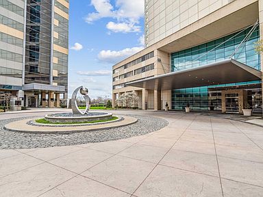 1 Miranova Pl APT 725, Columbus, OH 43215 | Zillow