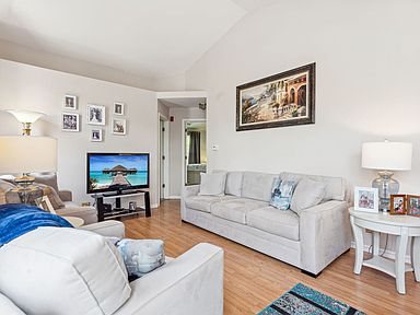 1102 Kingston Ct, Glendale Heights, IL 60139 | Zillow