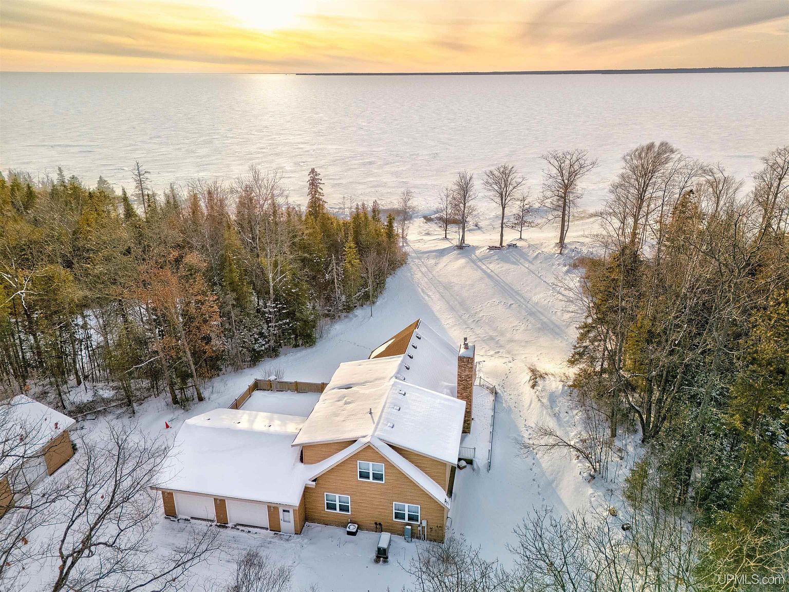 9049 25th Rd, Cooks, MI 49817 | Zillow