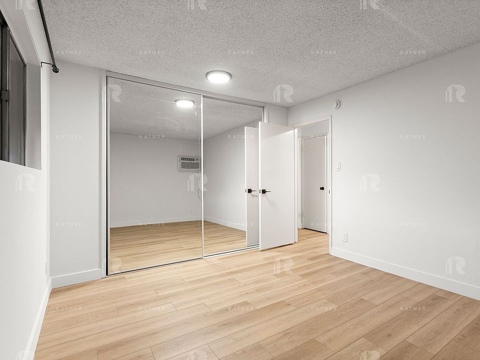 Collins Apartments - 18657 Collins St Tarzana CA | Zillow