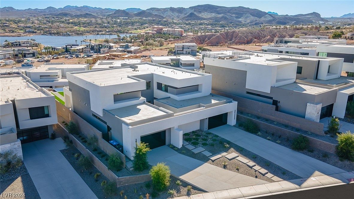 49 Falling Ridge Ln, Henderson, NV 89011 | MLS #2553852 | Zillow