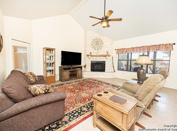 9587 FM-2200, Yancey, TX 78886 | MLS #1740622 | Zillow