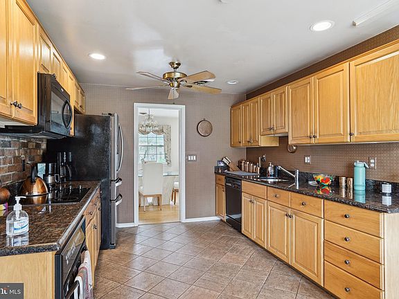 7048 Wardell St, Annandale, VA 22003 | Zillow