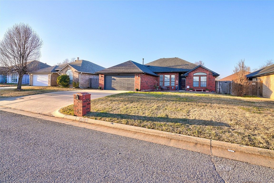 10117 Fairfax Ln, Yukon, OK 73099 | MLS #1093796 | Zillow