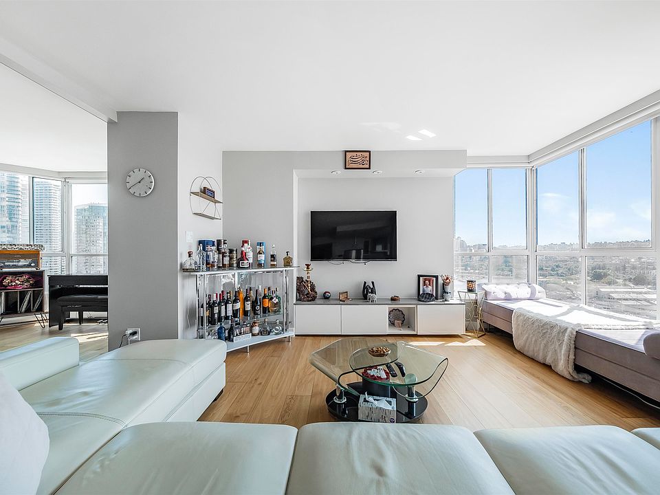 1500 Howe St Vancouver, BC, V6Z2N1 - Apartments for Rent | Zillow