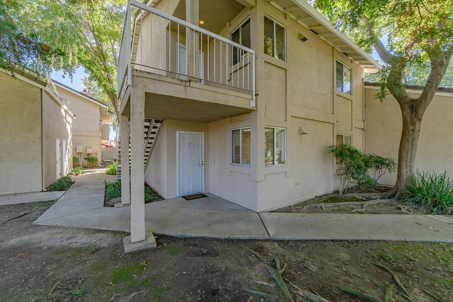 5885 Gloria Dr APT 1, Sacramento, CA 95822 | Zillow