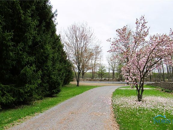 2305 Wilkins Rd, Swanton, OH 43558 | MLS #6100459 | Zillow