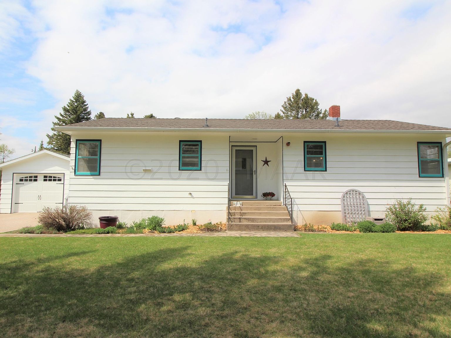 356 4th St E, Halstad, MN 56548 | Zillow