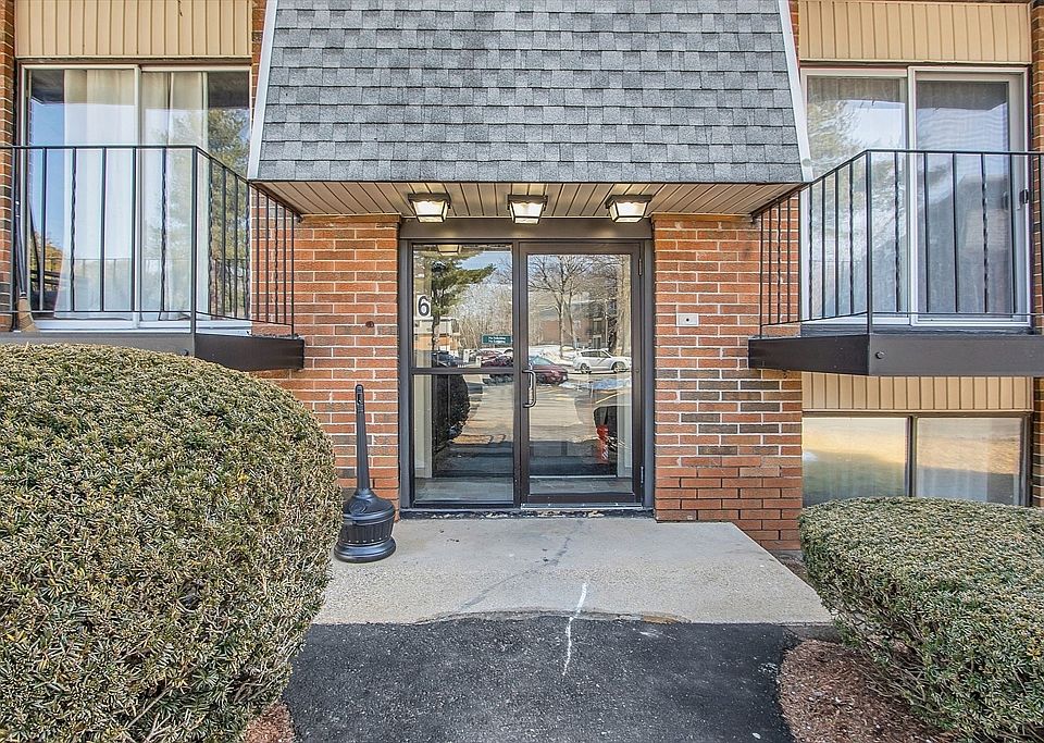 176 Maple Ave APT 6, Rutland, MA 01543 | Zillow