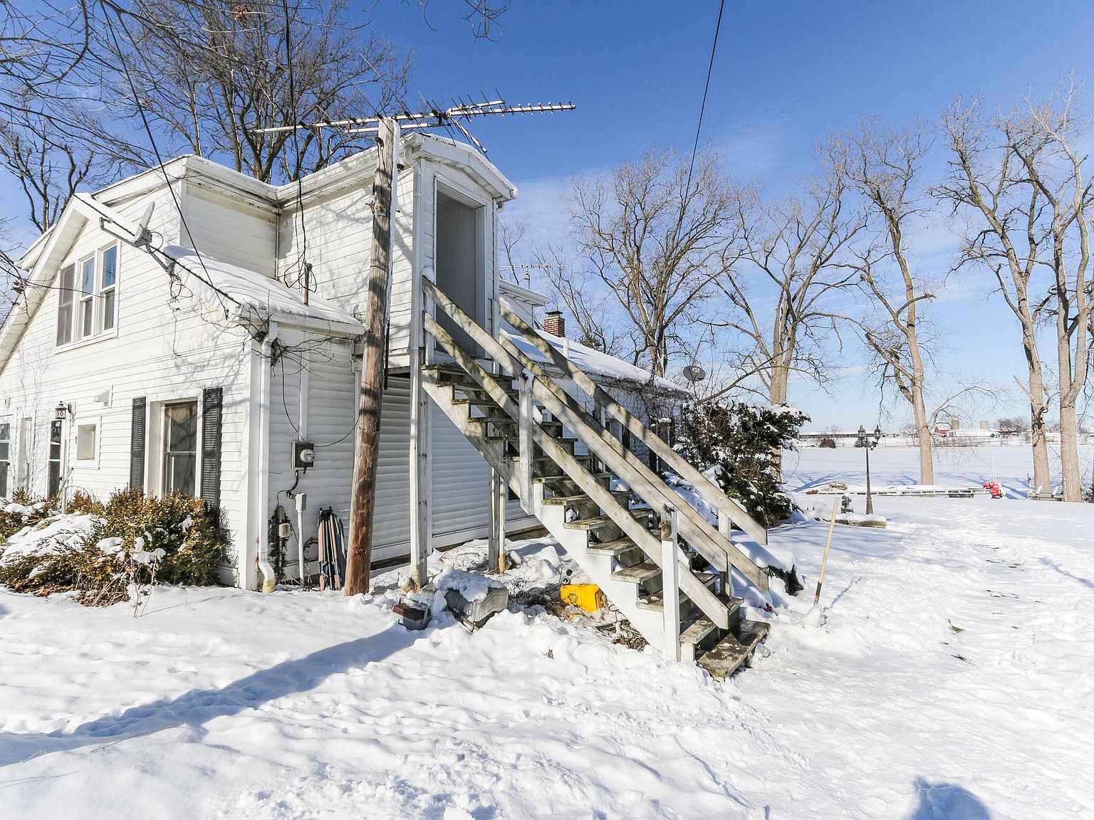 12050 Elmdale Dr, Manchester, MI 48158 | Zillow