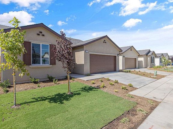 8288 Chad Ave, Parlier, CA 93648 | MLS #614095 | Zillow