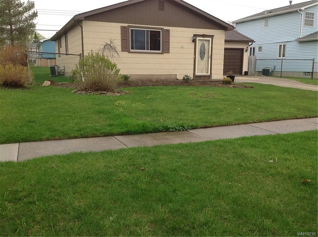 94 Gregory Ct, Depew, NY 14043 | Zillow