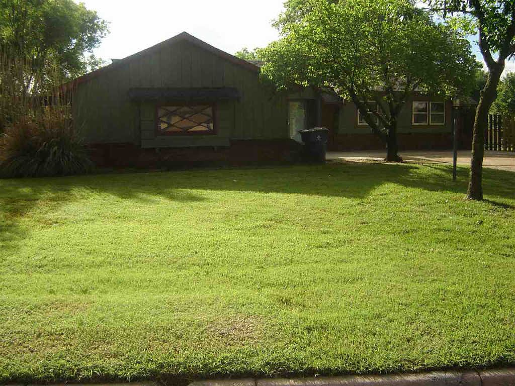 4510 N Dundee St, Wichita, KS 67220 | Zillow