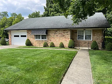 2255 Manhattan Blvd Springfield OH | Zillow