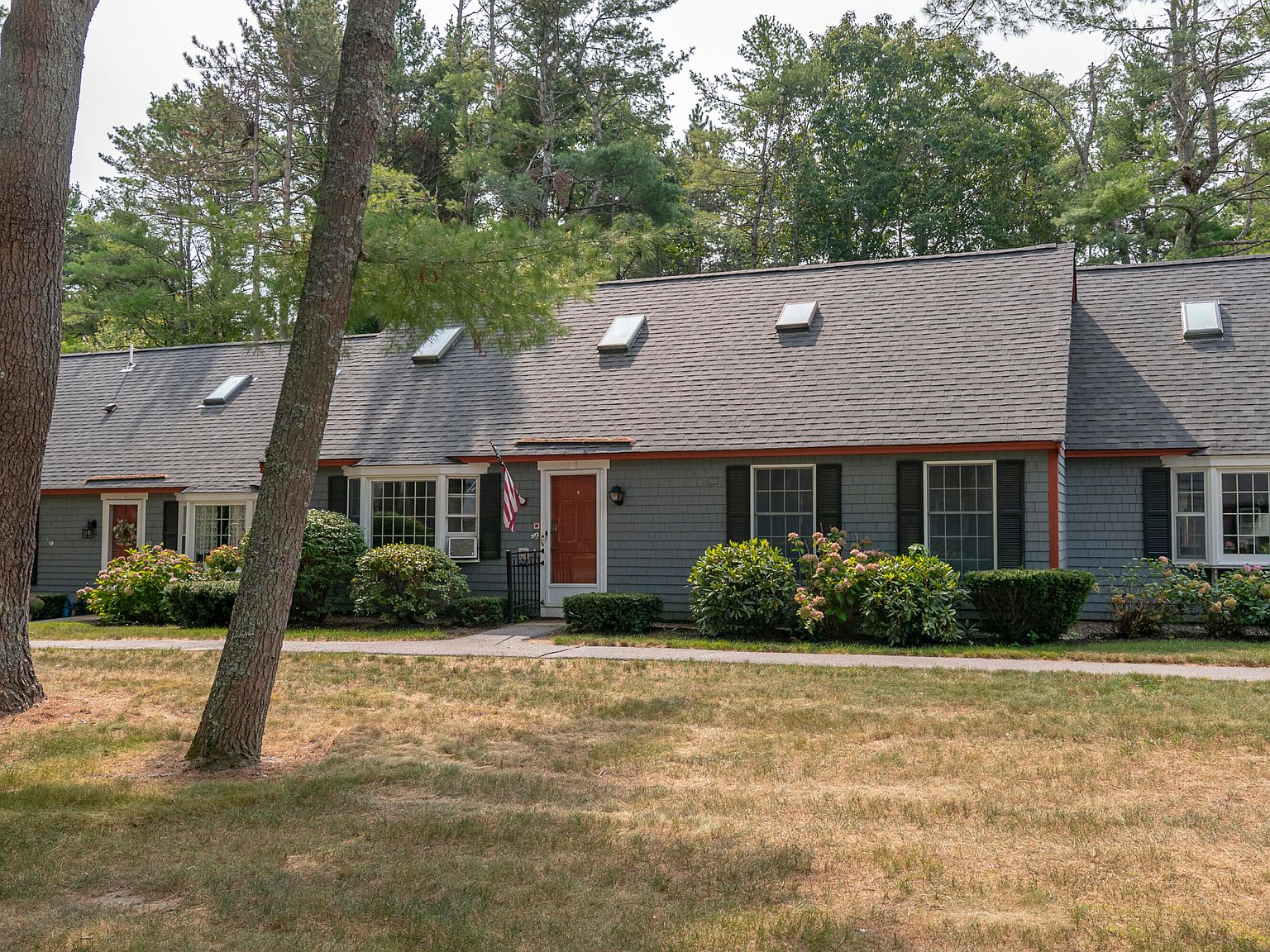 49 Ward Circle #G49, Brunswick, ME 04011 | Zillow