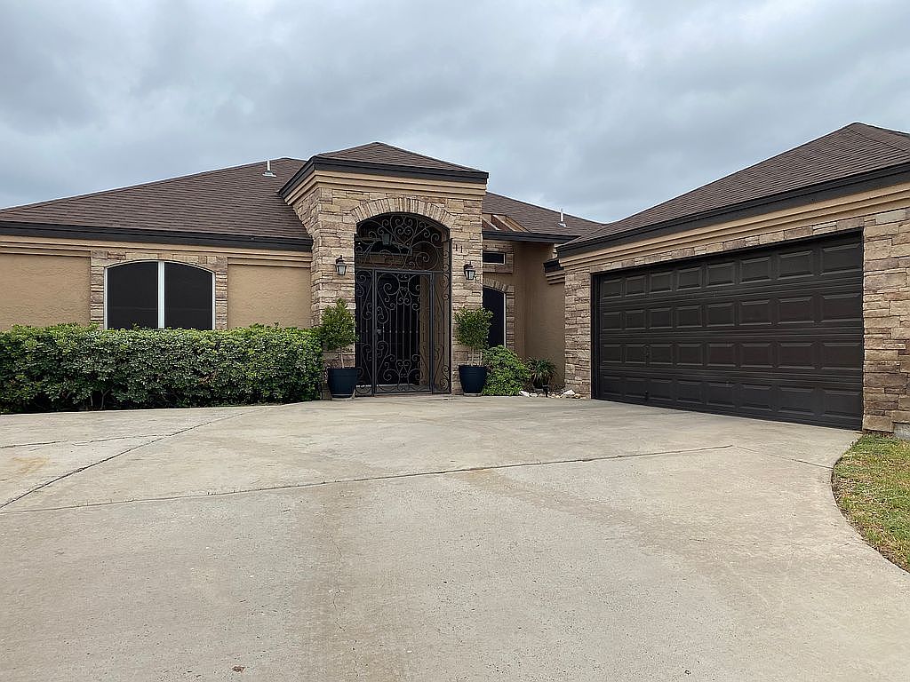 112 Broadcrest Dr, Laredo, TX 78045 | Zillow